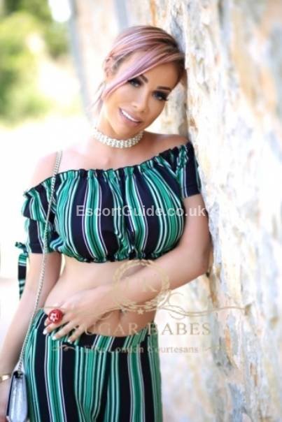 Chessie Kay escort girl in London